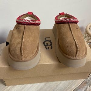 UGG | Shoes | New Ugg Tazz Platform Slippers Shoes Slipons Size Tasman ...